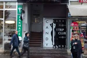 ️ Quartier Rouge Albanie - La Meilleure Sélection 【2025】