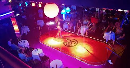 Centerfolds Gentlemen Club ️