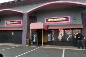 Goldfingers Gentlemen's Club ️