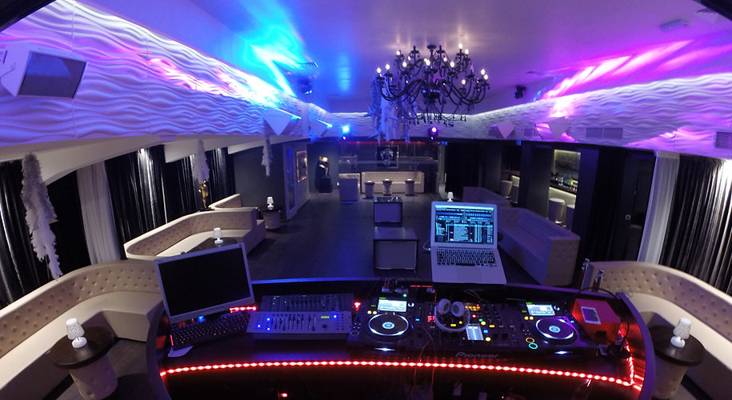 Joya Club & Restaurant ️