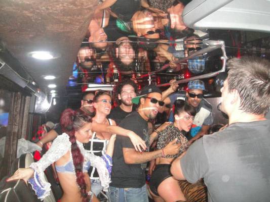 Strip Party Bus ️